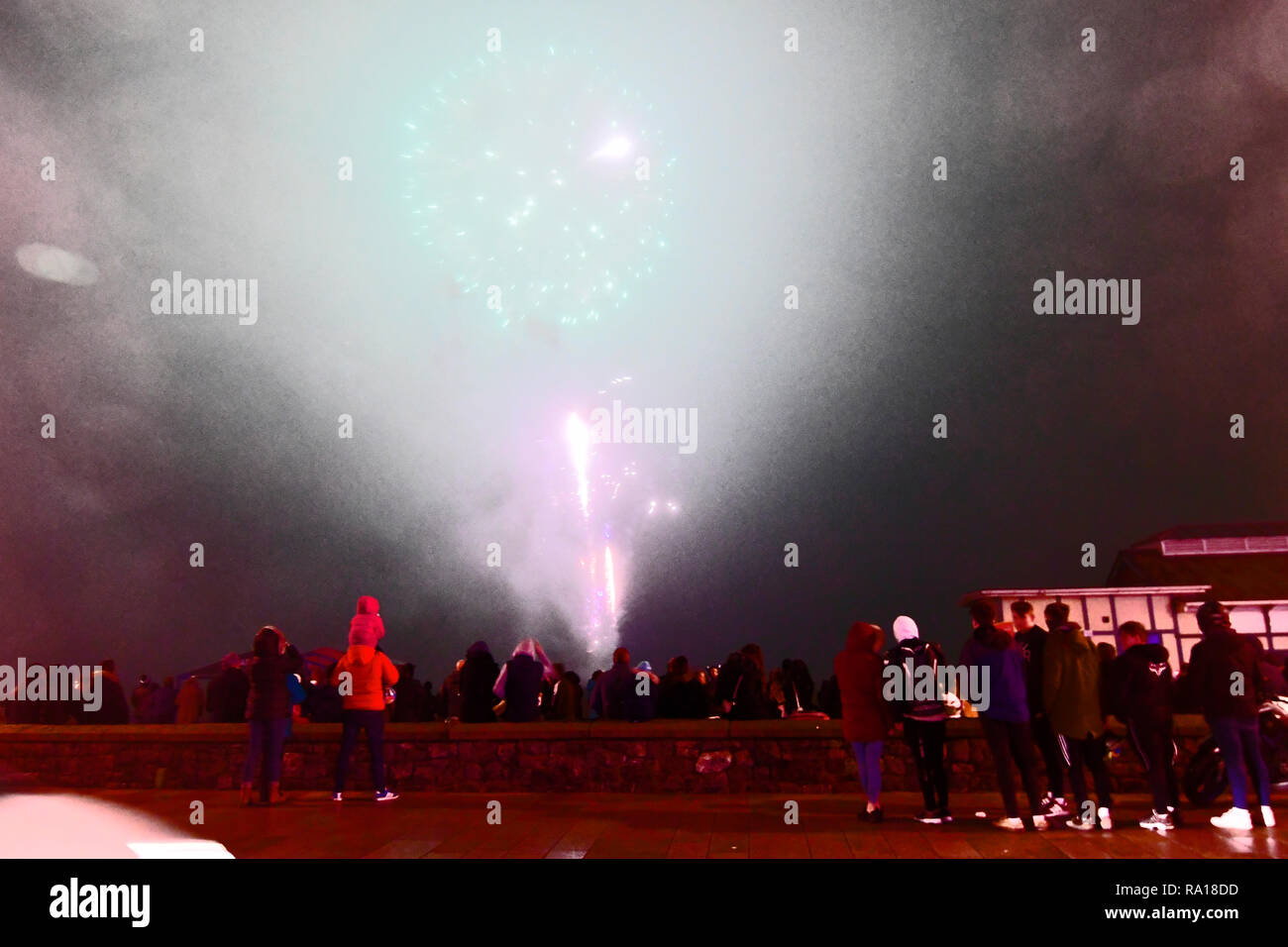 Weston-super-Mare, Somerset, UK. 29th December, 2018. On a damp and ...