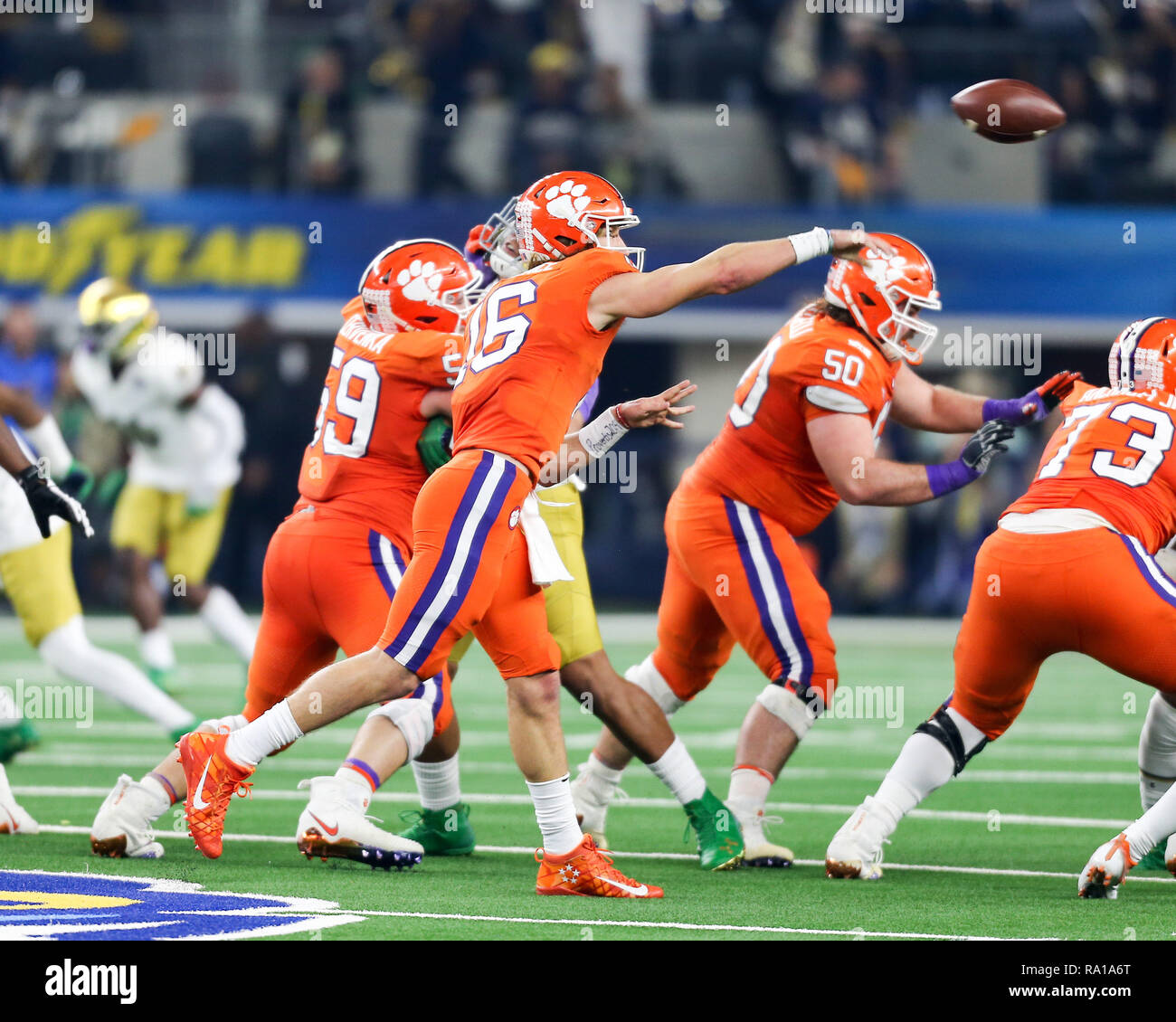 Arlington, TX, USA. 29th Dec, 2018. Clemson quarterback Trevor Lawrence ...