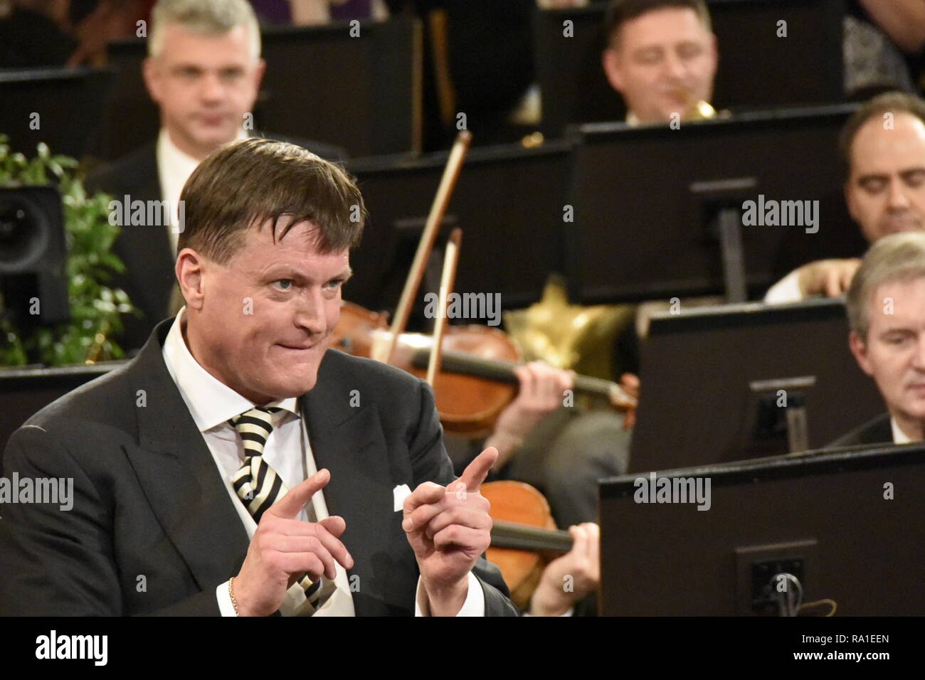 Vienna, Austria. 30th Dec, 2018. Conductor Christian Thielemann (L ...