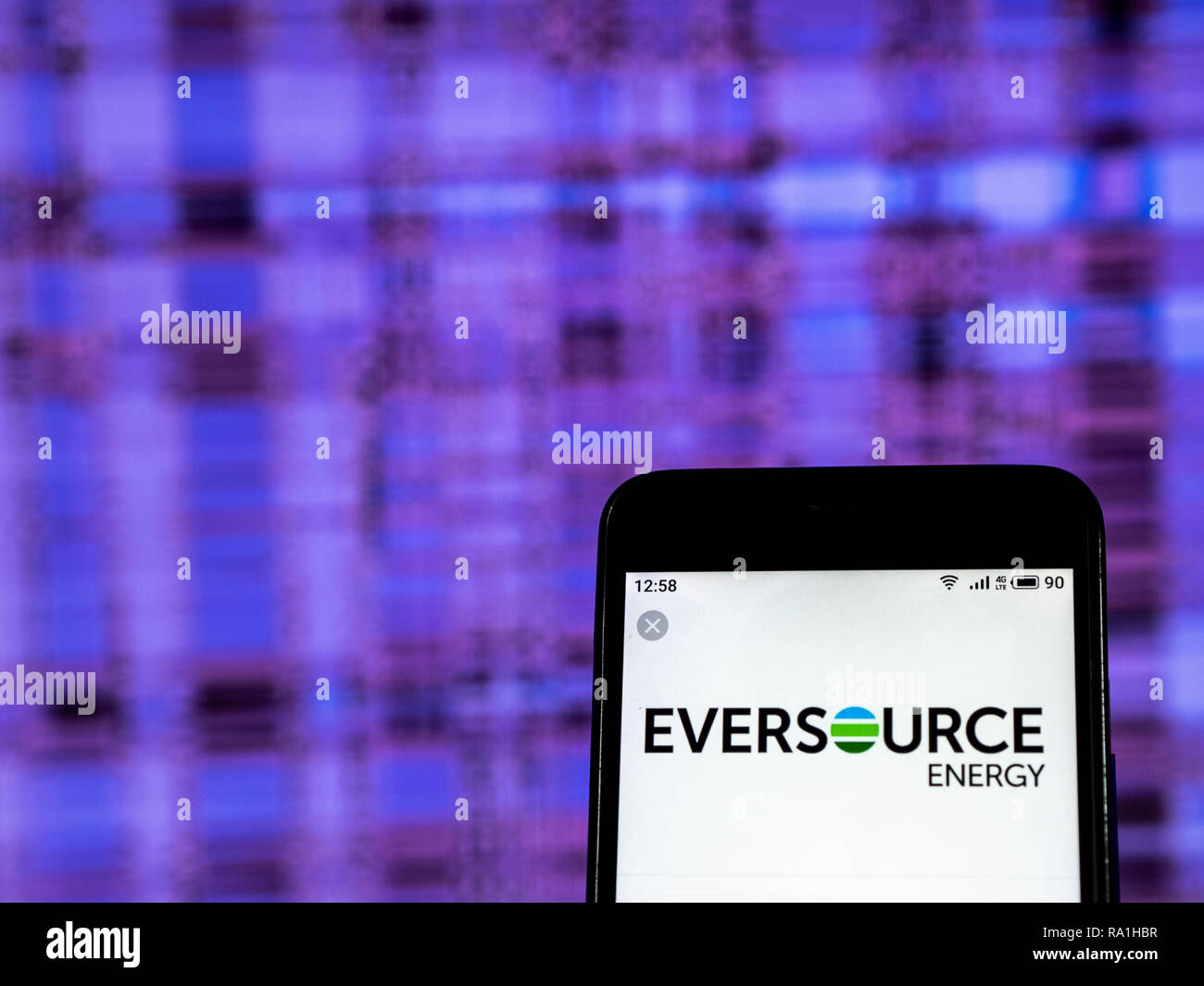Eversource logo hi-res stock photography and images - Alamy