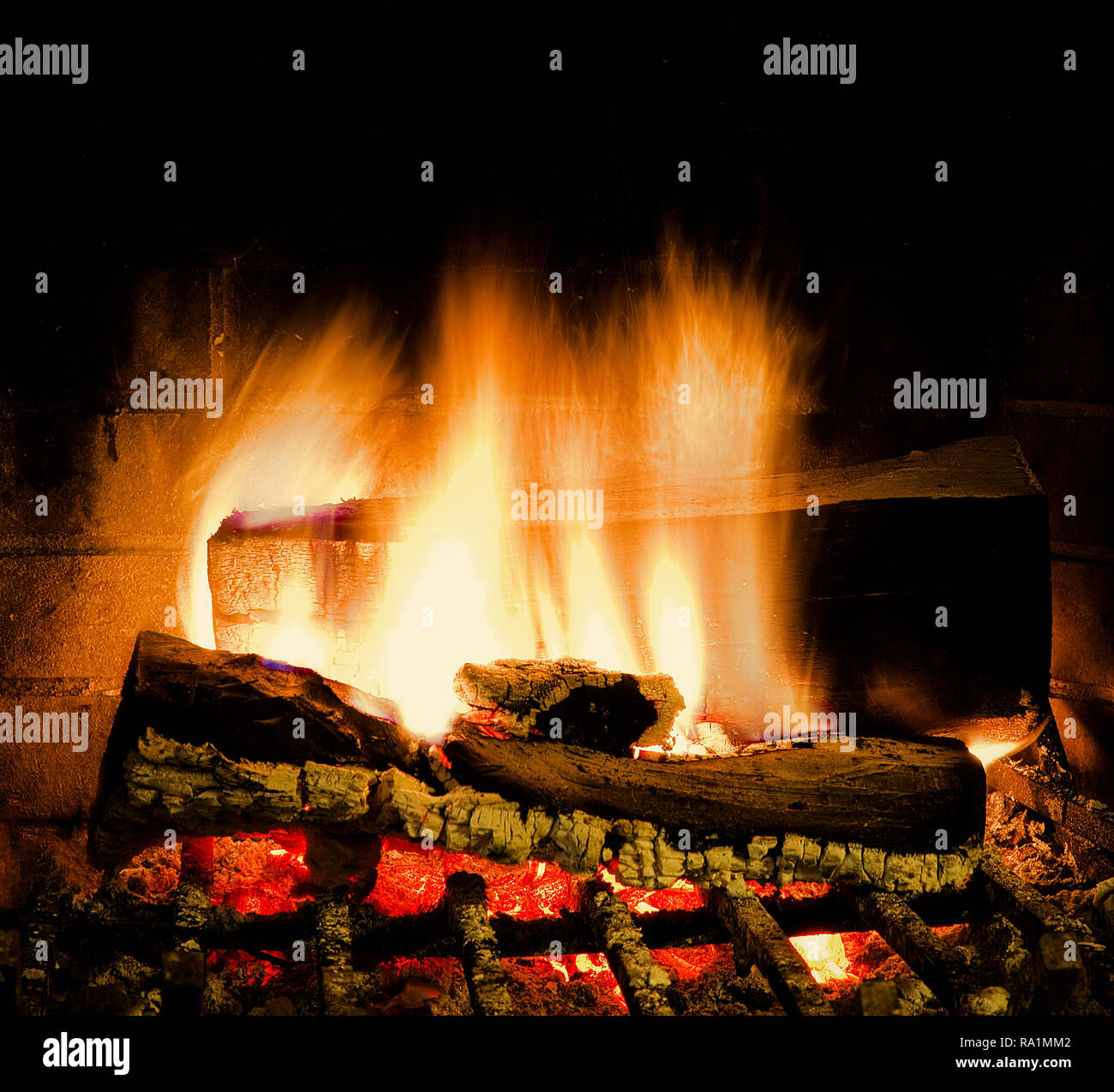 Fire wallpaper hi-res stock photography and images - Alamy