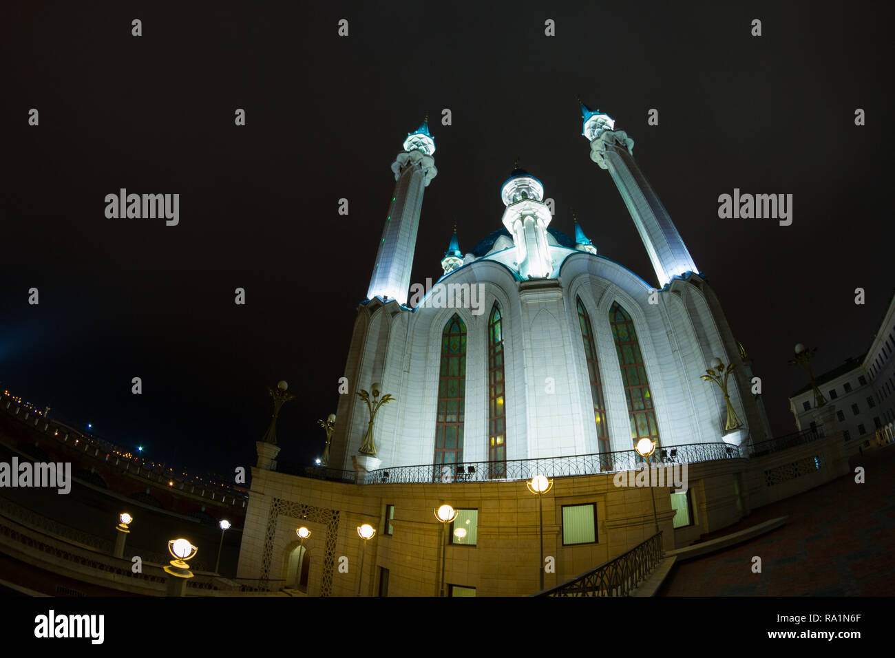 A ramadan moon and the mosque at night Stock Photo - Alamy