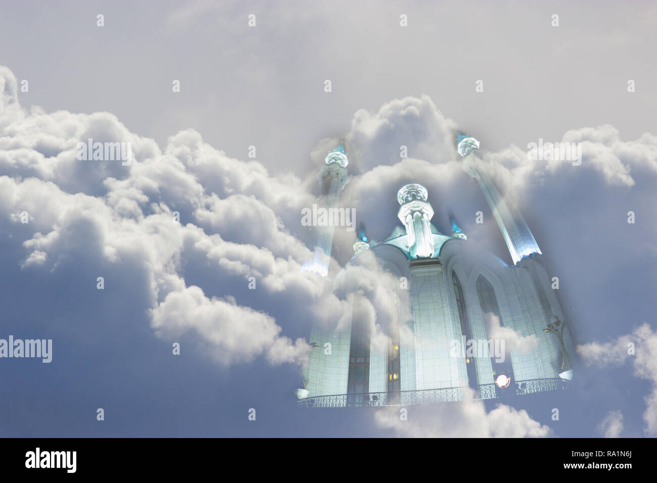 Golden steps to heaven hi-res stock photography and images - Alamy