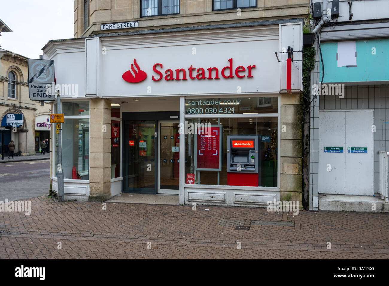 Santander bank in british high hi-res stock photography and images - Alamy