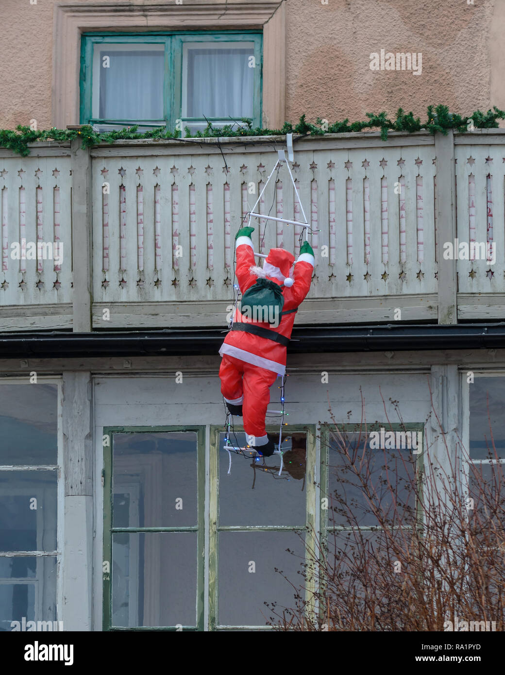 Help santa claus hi-res stock photography and images - Alamy
