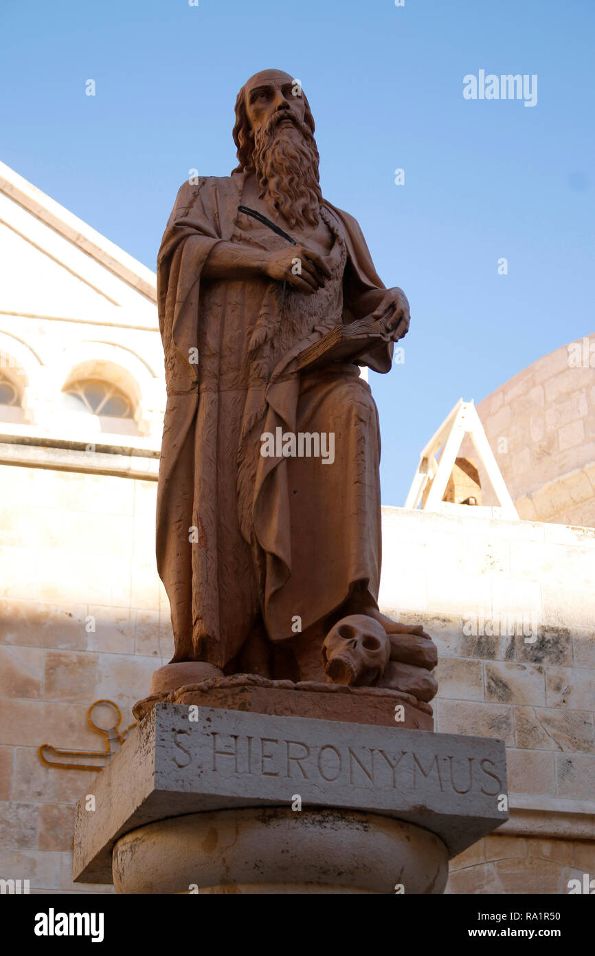 Impressionen: Statue des heligen Hieronymus, Geburtskirche/ Church of ...