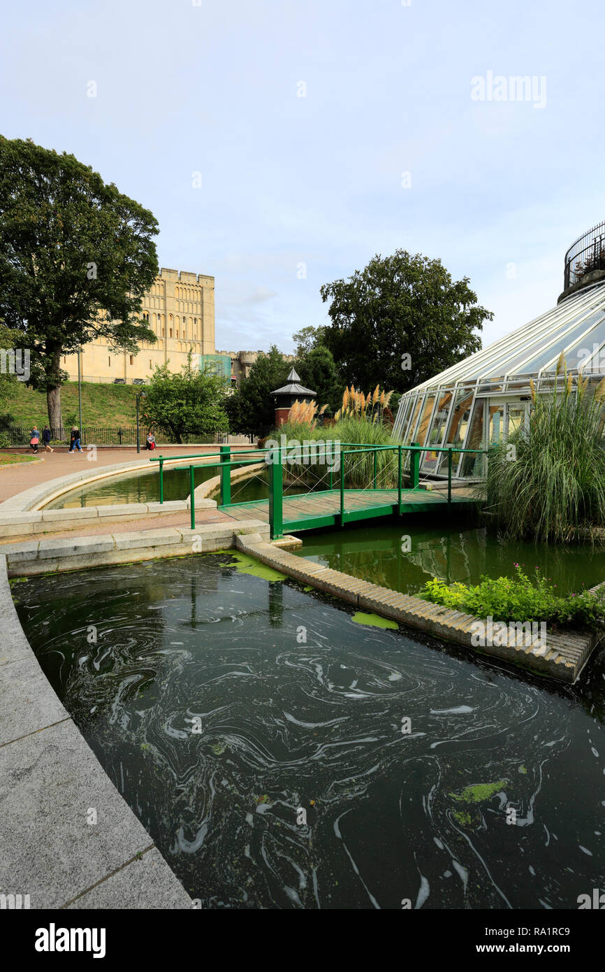 Norfolk england uk english medieval castles hi-res stock photography ...