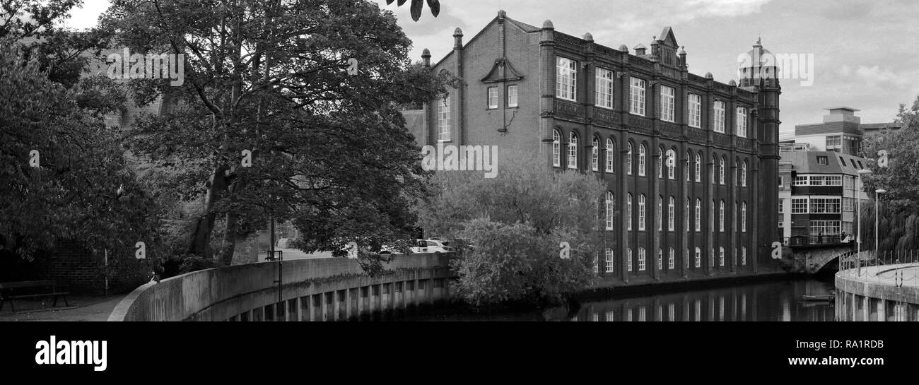 The River Wensum quayside, Norwich City, Norfolk County, England, UK ...