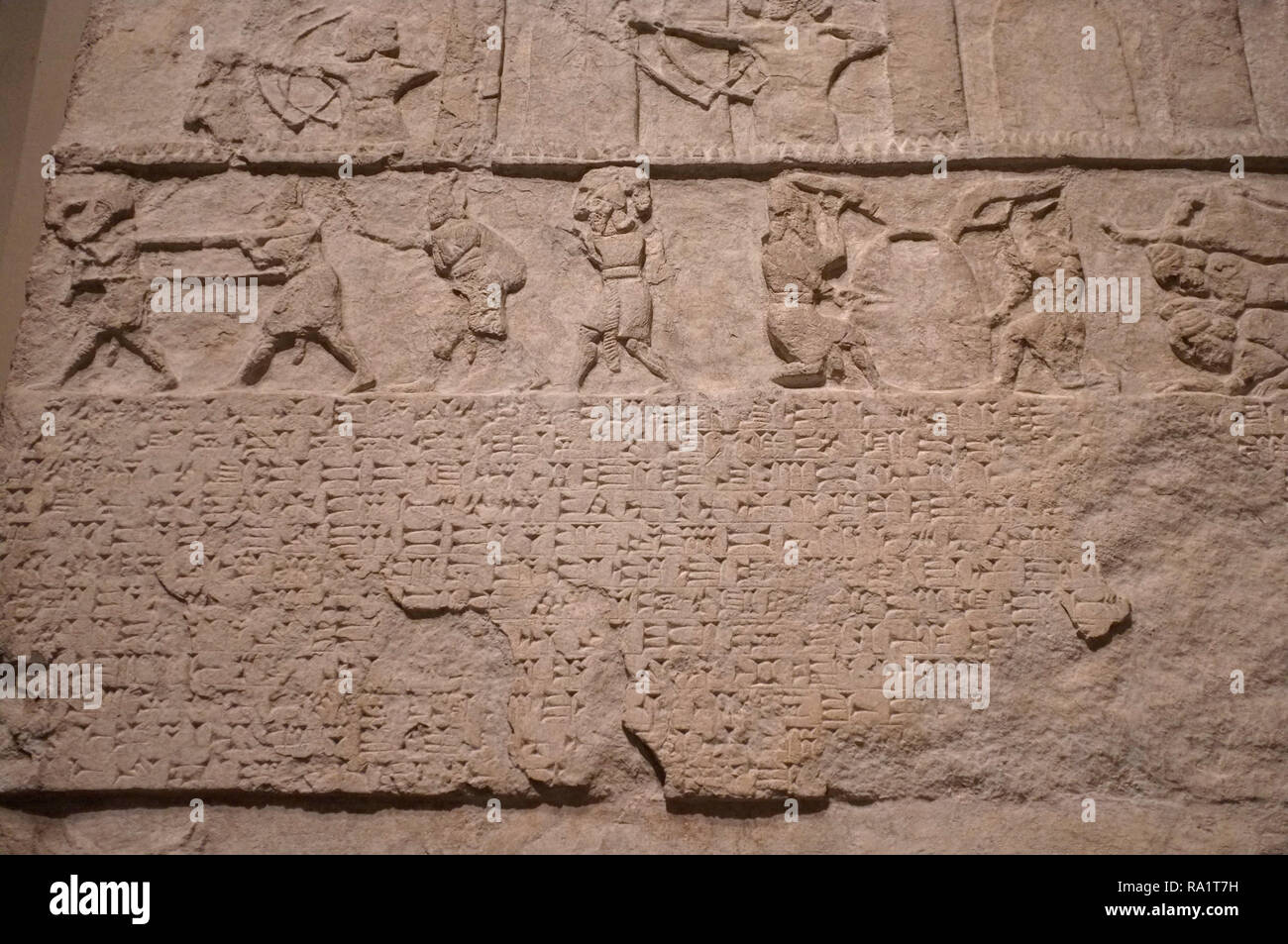 Cuneiform scribe hi-res stock photography and images - Alamy