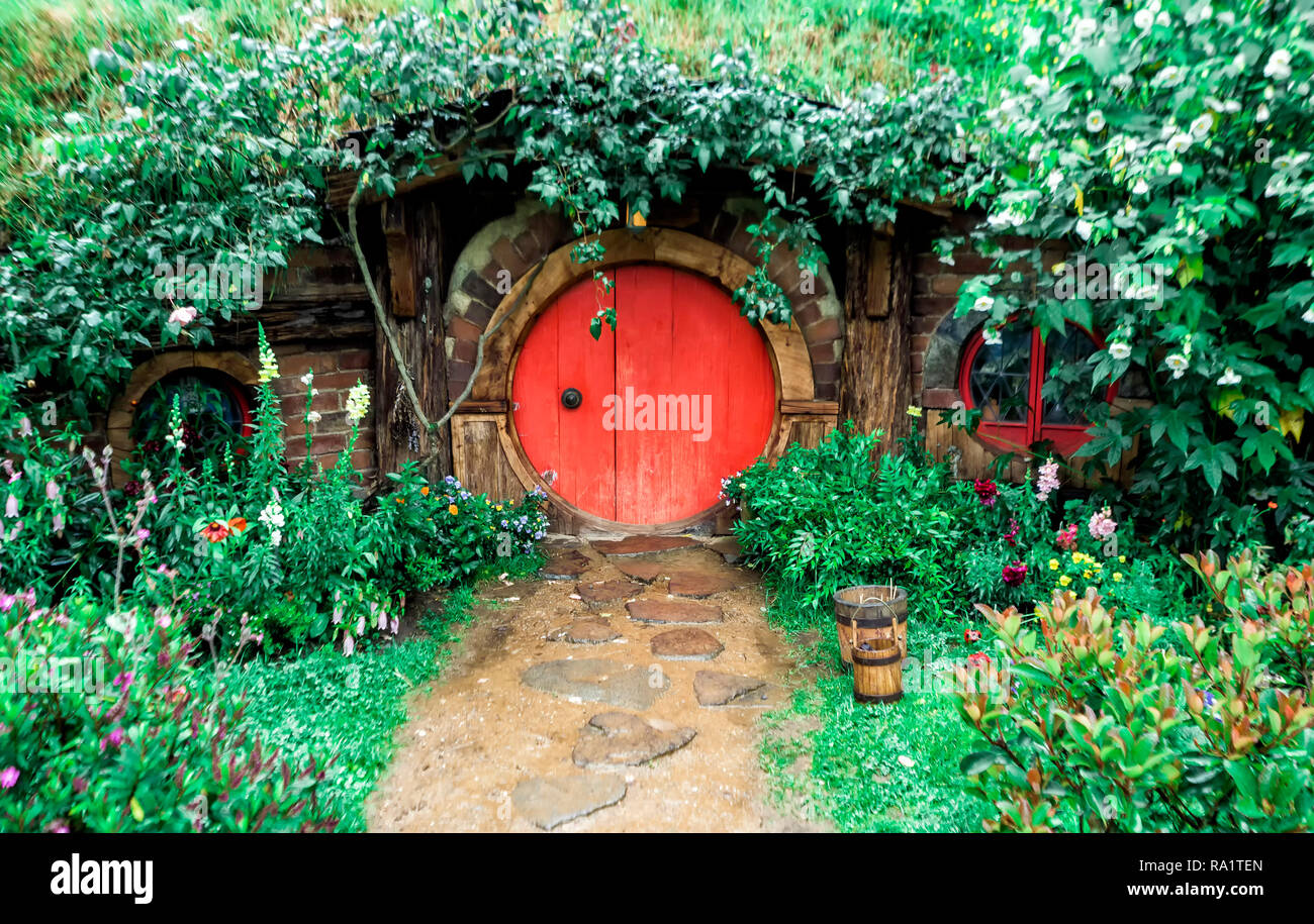 1st of December, 2018: Hobbit House at Hobbiton Movie Set - Matamata ...