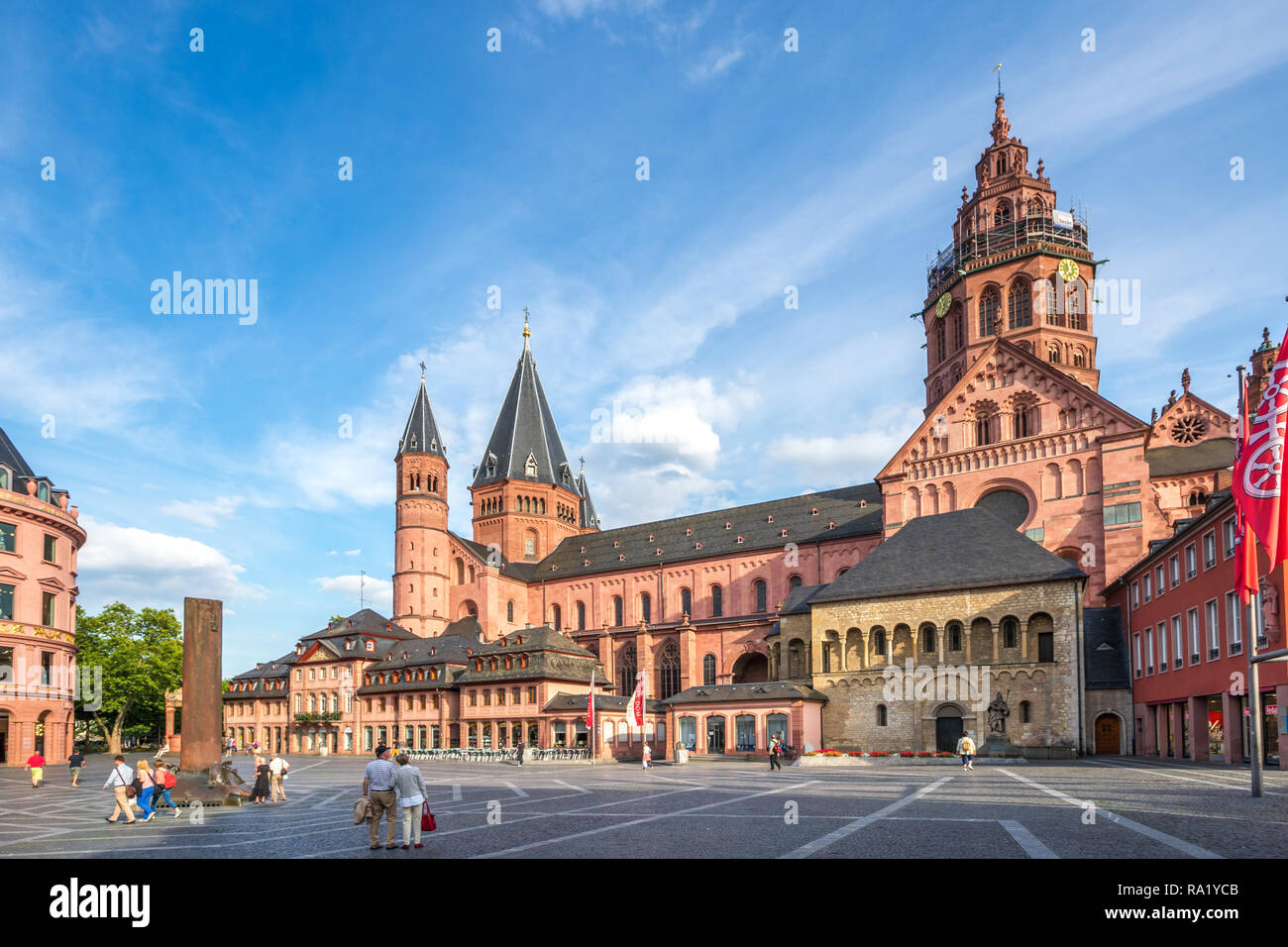 Mainzer dom cathedral hi-res stock photography and images - Alamy