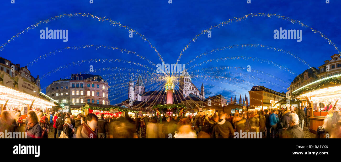 Christmas Market, Mainz, Germany Stock Photo - Alamy