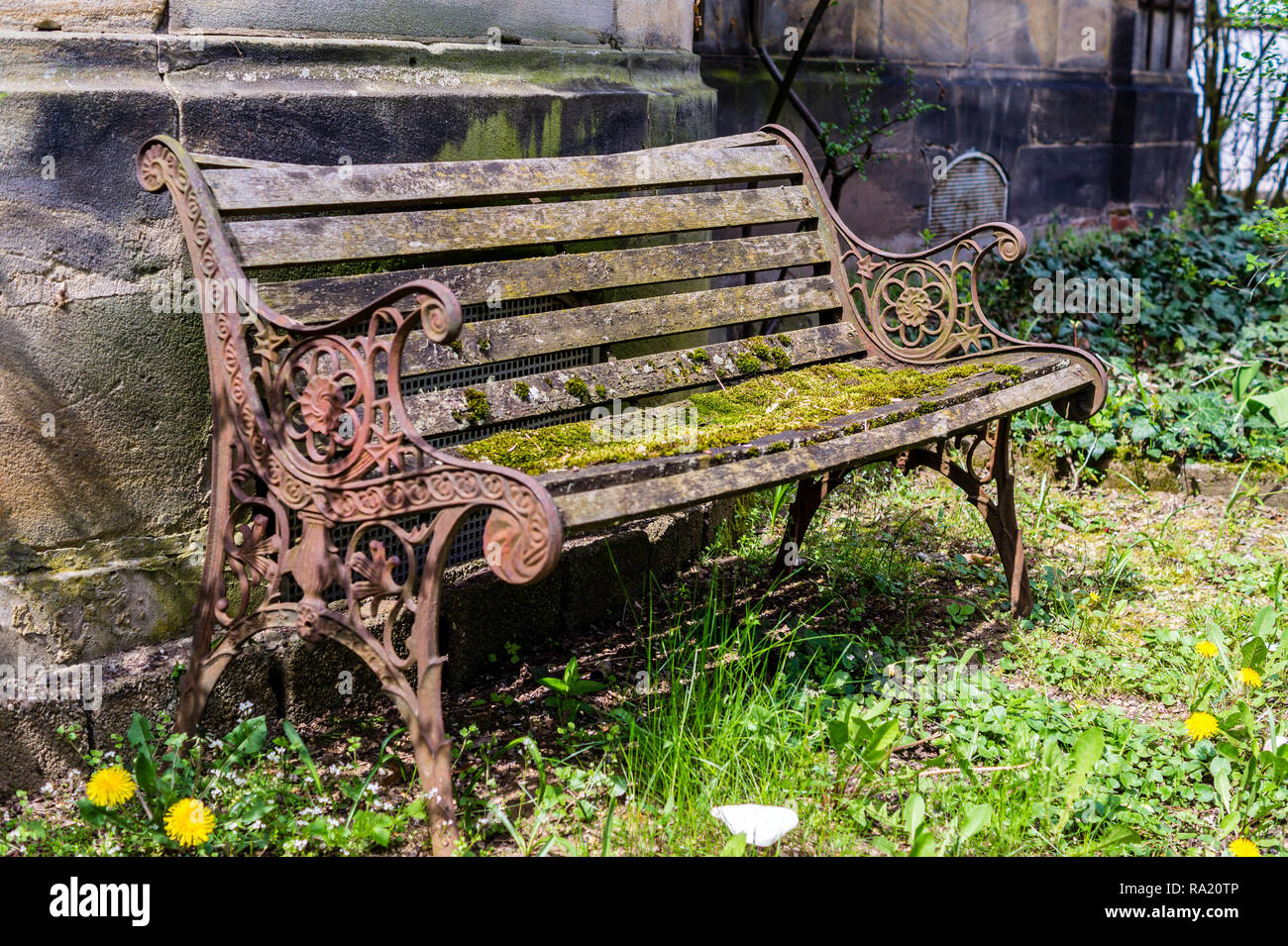 old Vintage Bench Stock Photo - Alamy