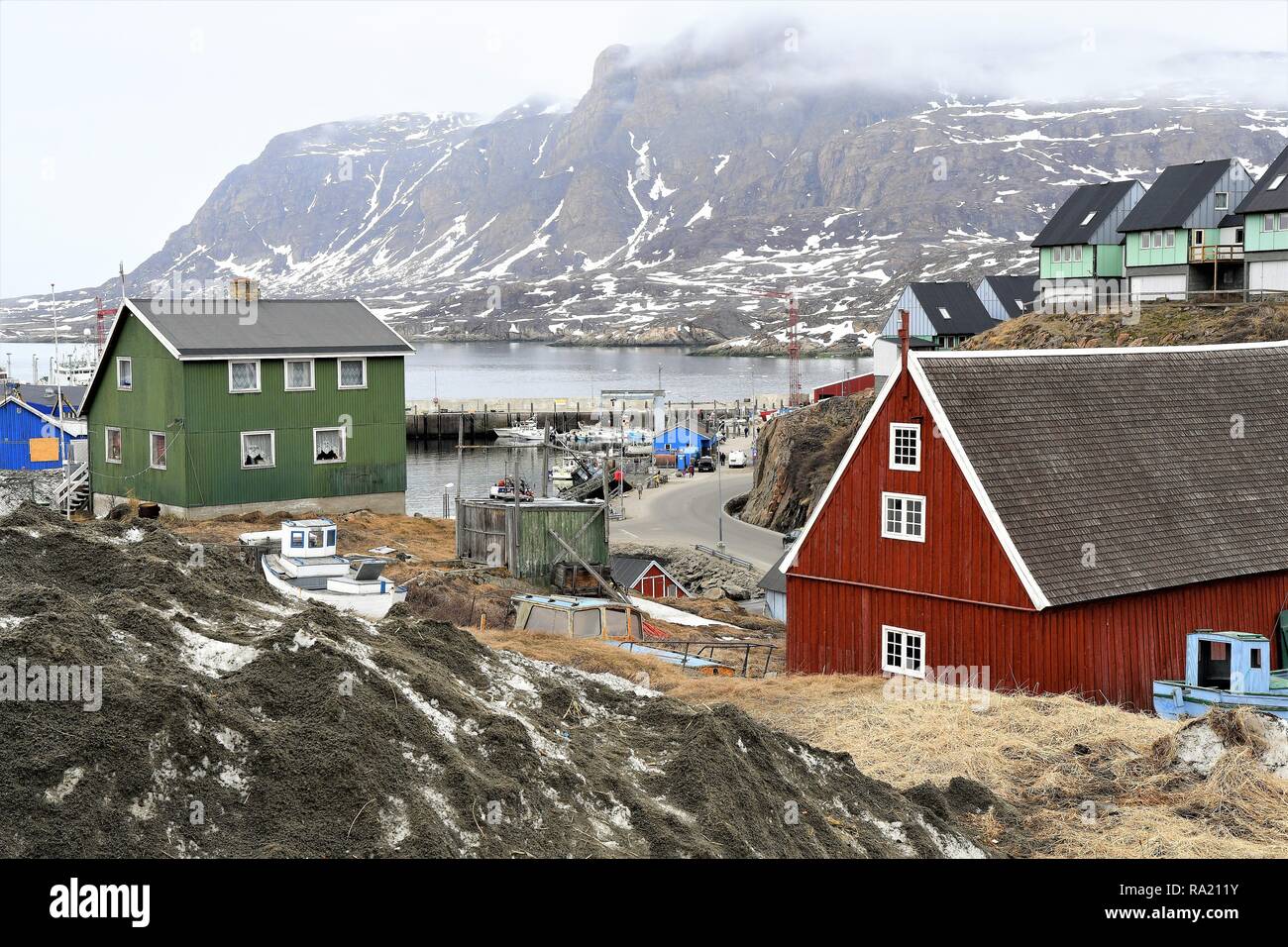 Sisimiut fishing harbour hi-res stock photography and images - Alamy
