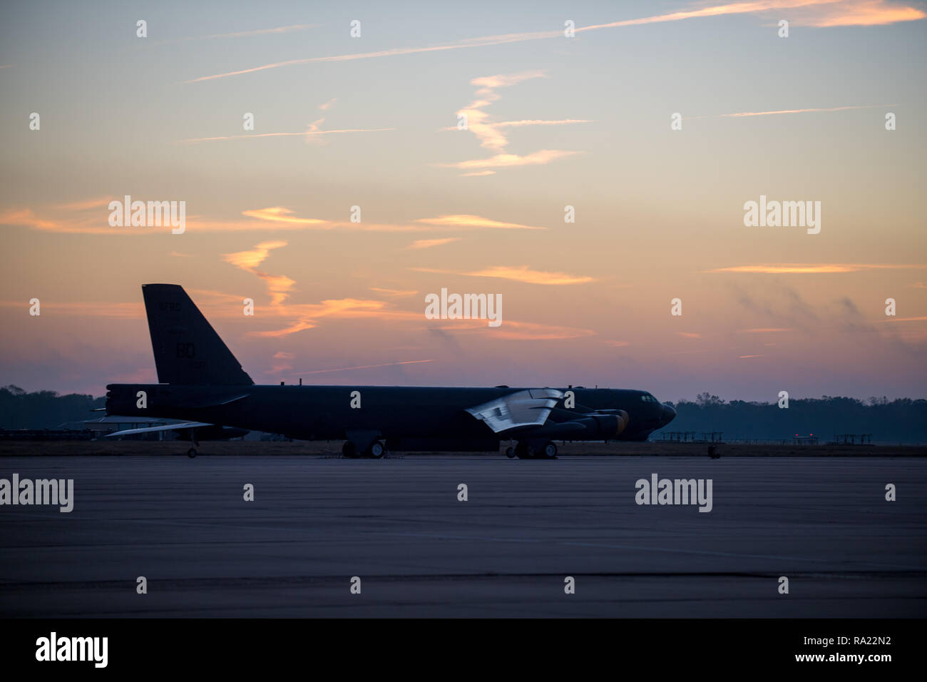 Global thunder 2019 hi-res stock photography and images - Alamy