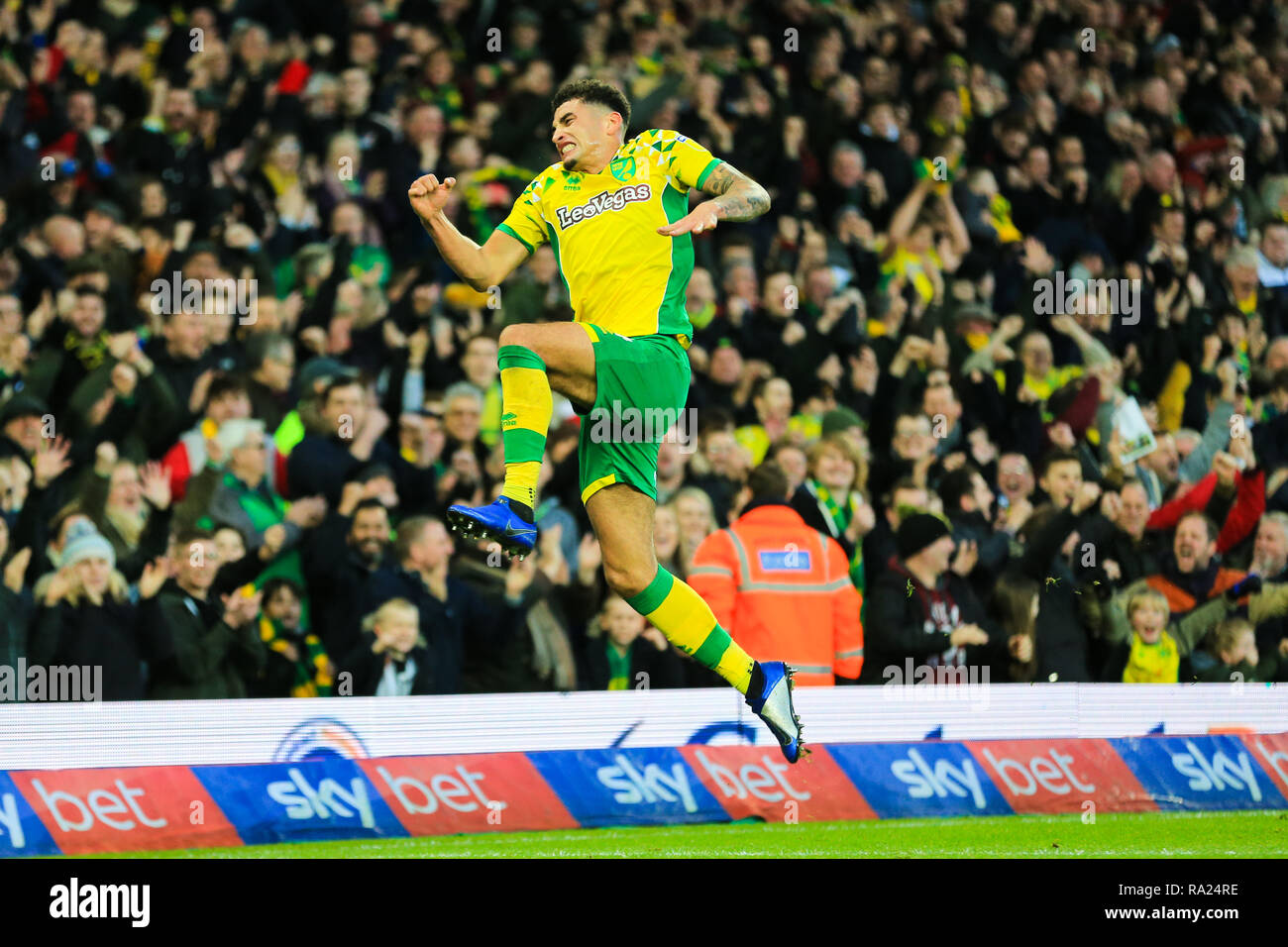 Ben godfrey celebrates scoring hi-res stock photography and images - Alamy