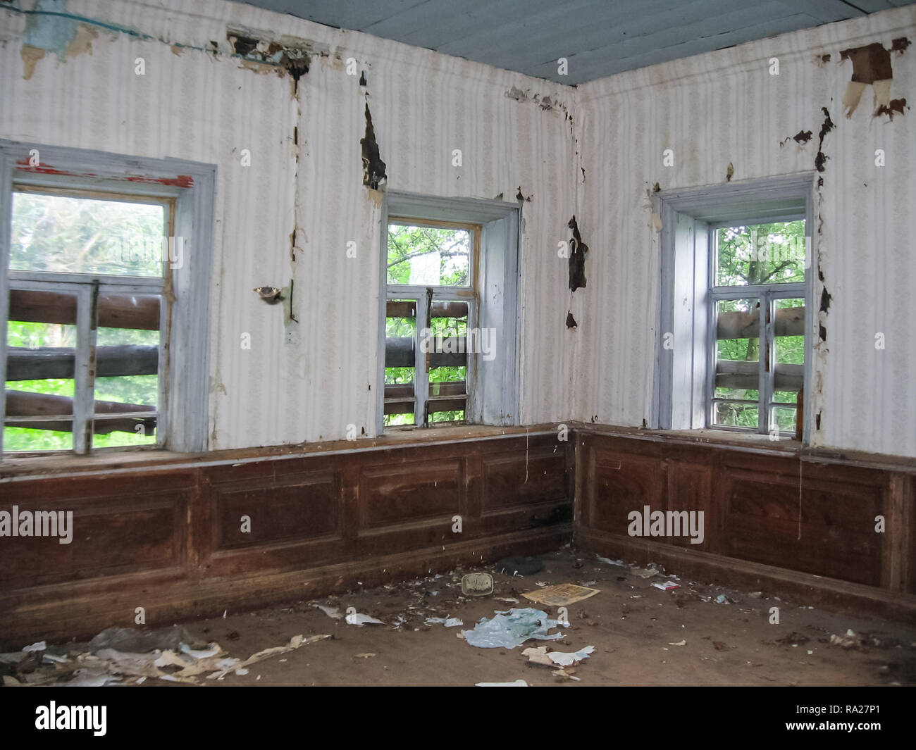 An old abandoned wooden house, Interior old Stock Photo - Alamy