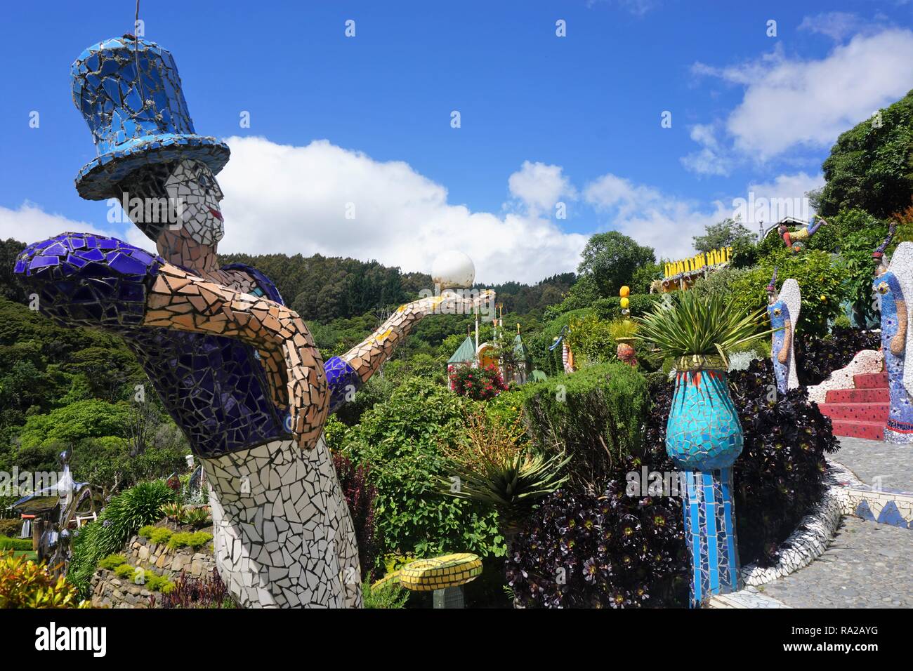 The giant's house akaroa hi-res stock photography and images - Alamy