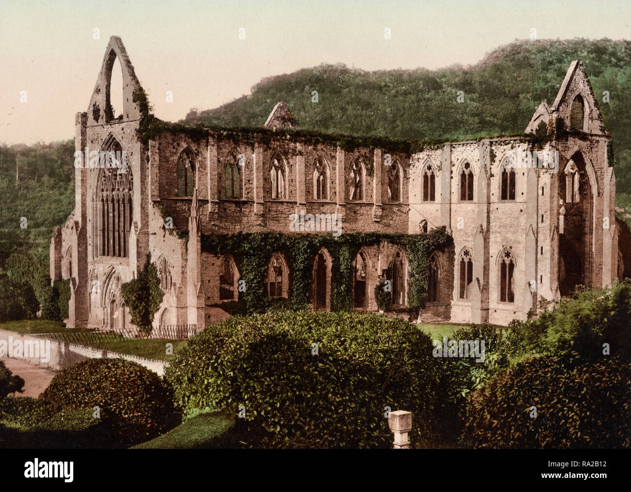 England english monastery hi-res stock photography and images - Alamy