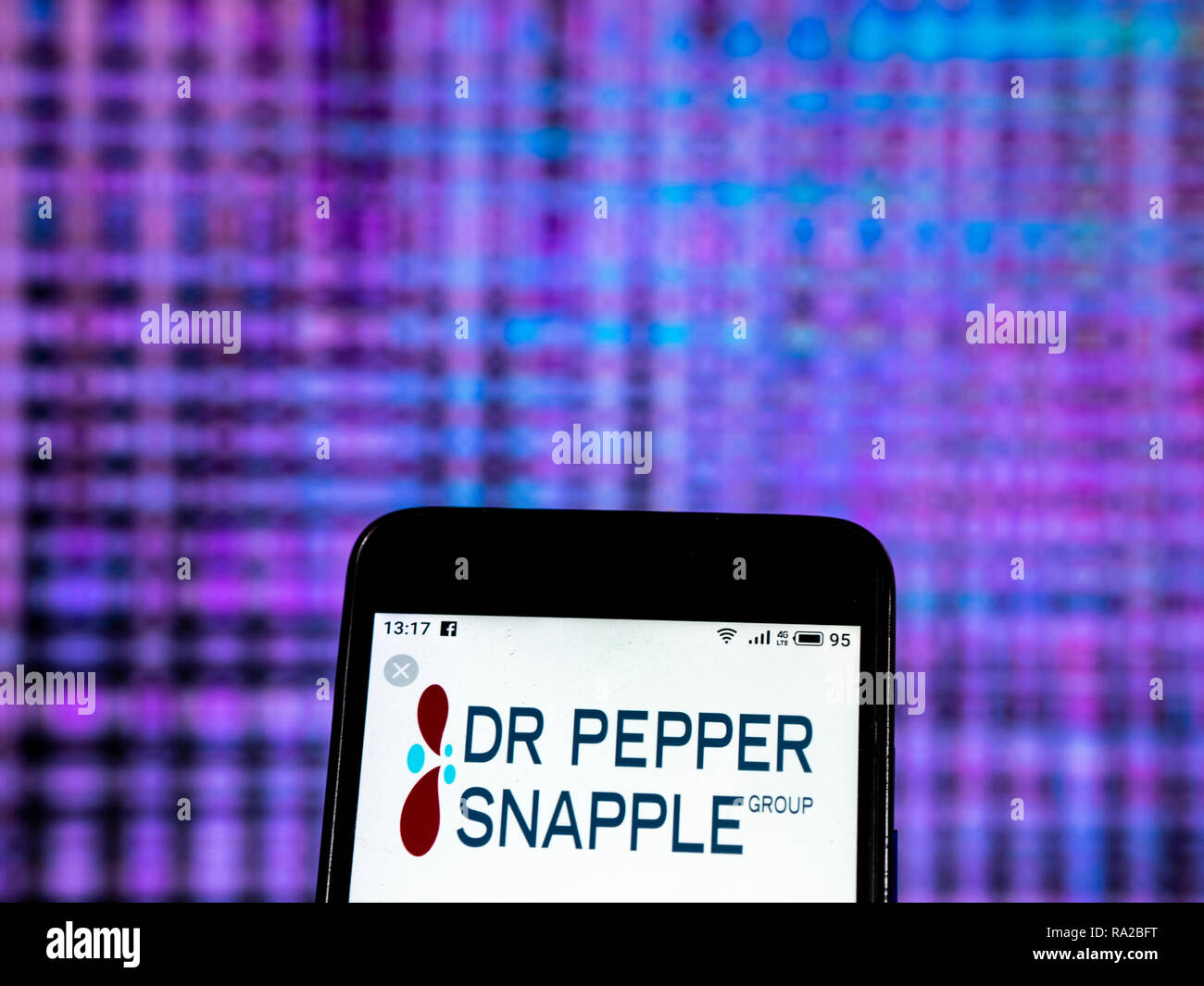 Dr pepper logo hi-res stock photography and images - Alamy
