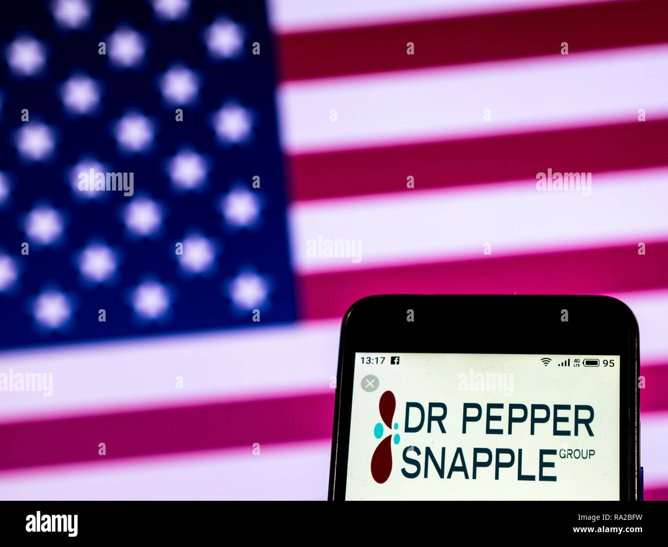 Dr pepper snapple hi-res stock photography and images - Alamy