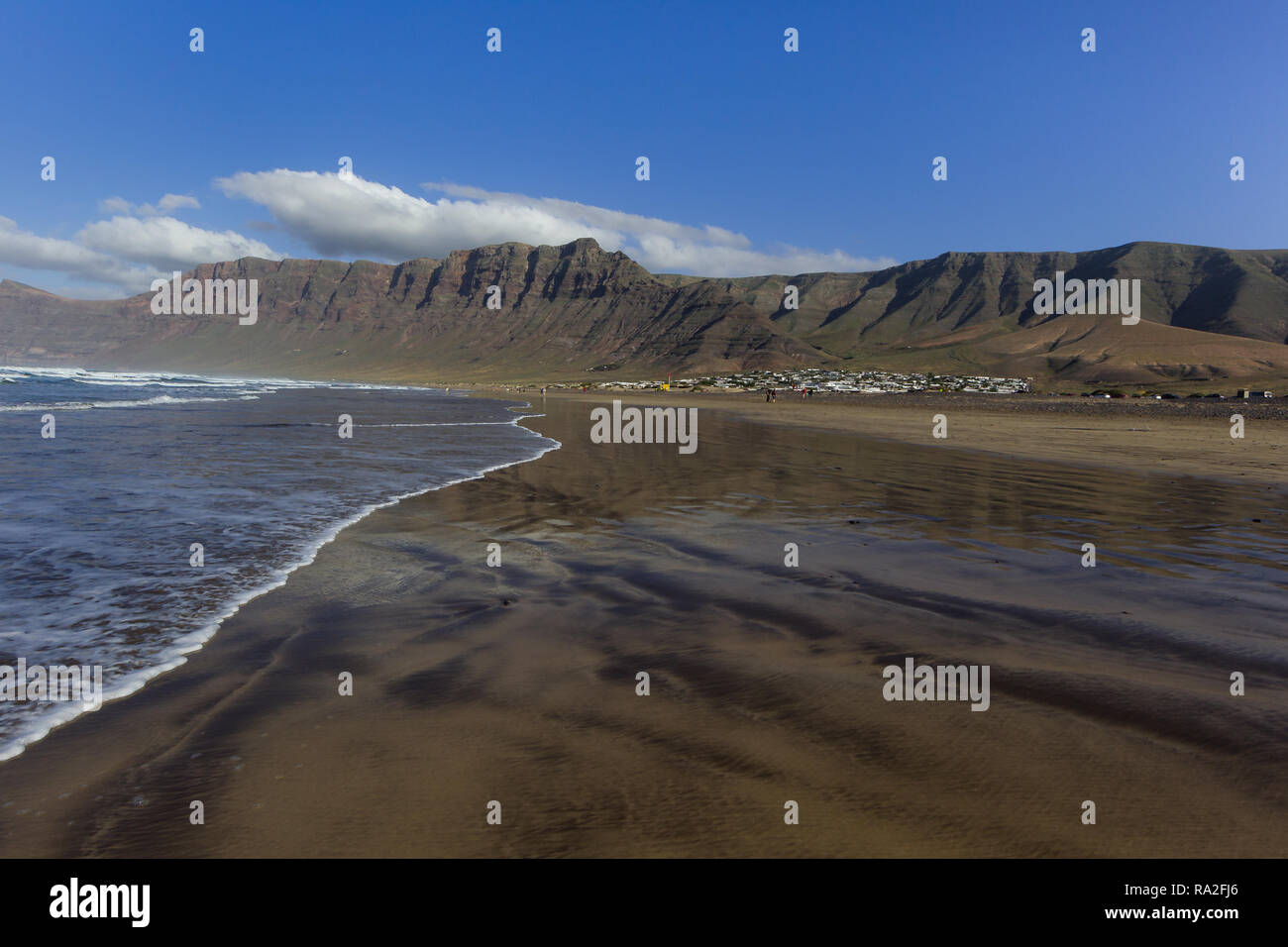 Playa De Famara, Lanzarote Stock Photo - Alamy
