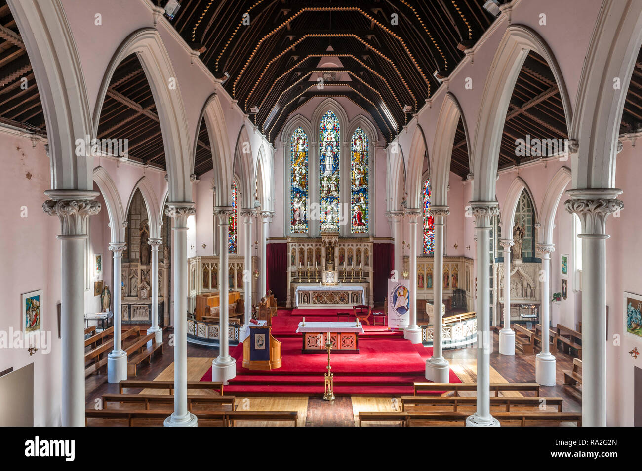 St marys church newport hi-res stock photography and images - Alamy