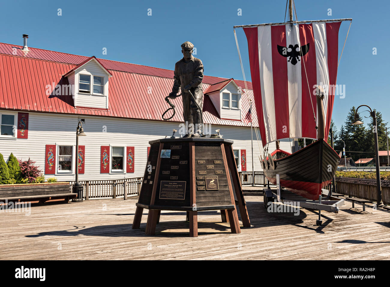 The Sons of Norway Hall Fedrelandet Lodge and Viking ship in Bojer ...
