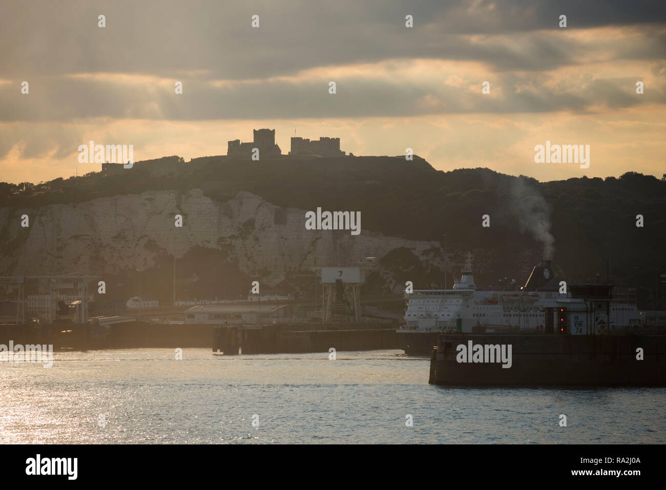 Port of dover hi-res stock photography and images - Alamy