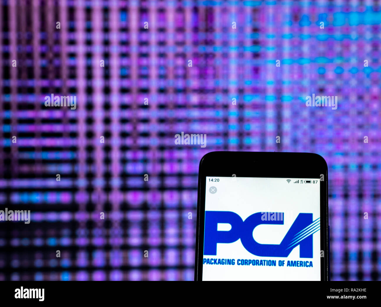 Packaging corporation hi-res stock photography and images - Alamy