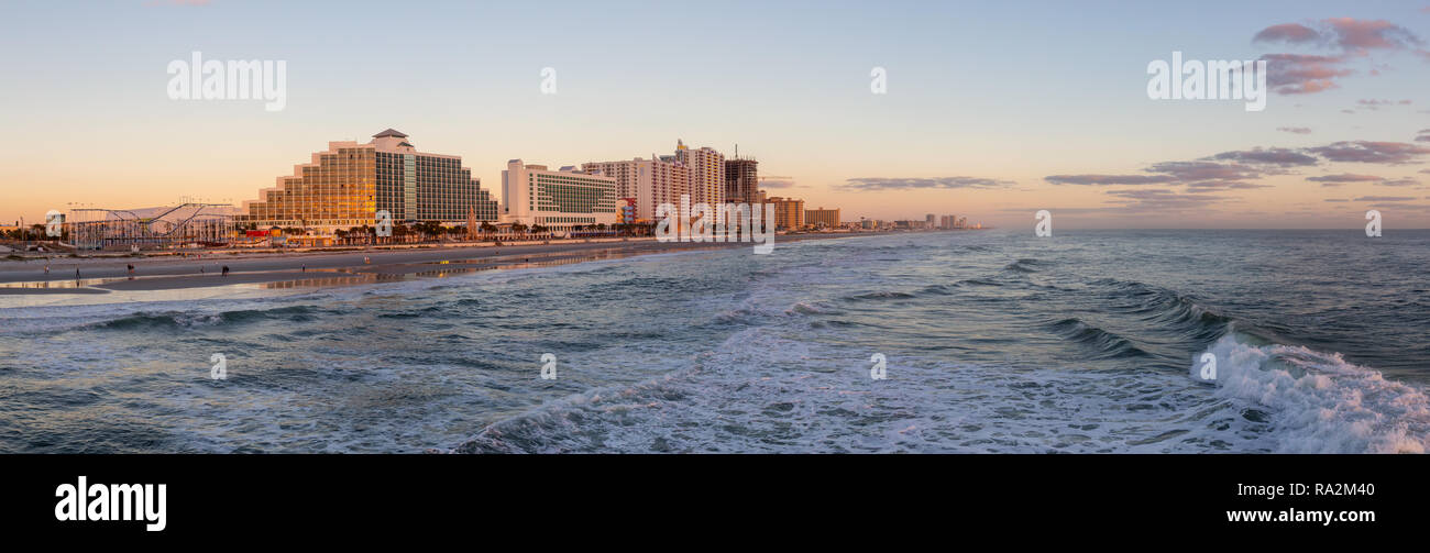 Daytona sunrise hi-res stock photography and images - Alamy
