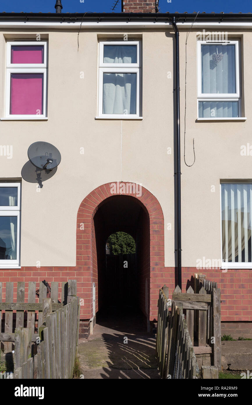 Exterior wall insulation hi-res stock photography and images - Alamy