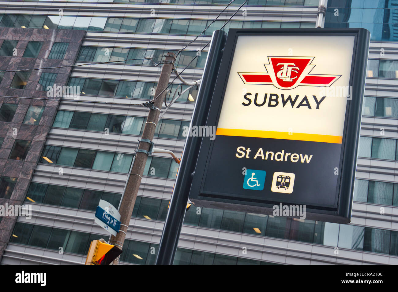 Yonge university toronto subway hi-res stock photography and images - Alamy