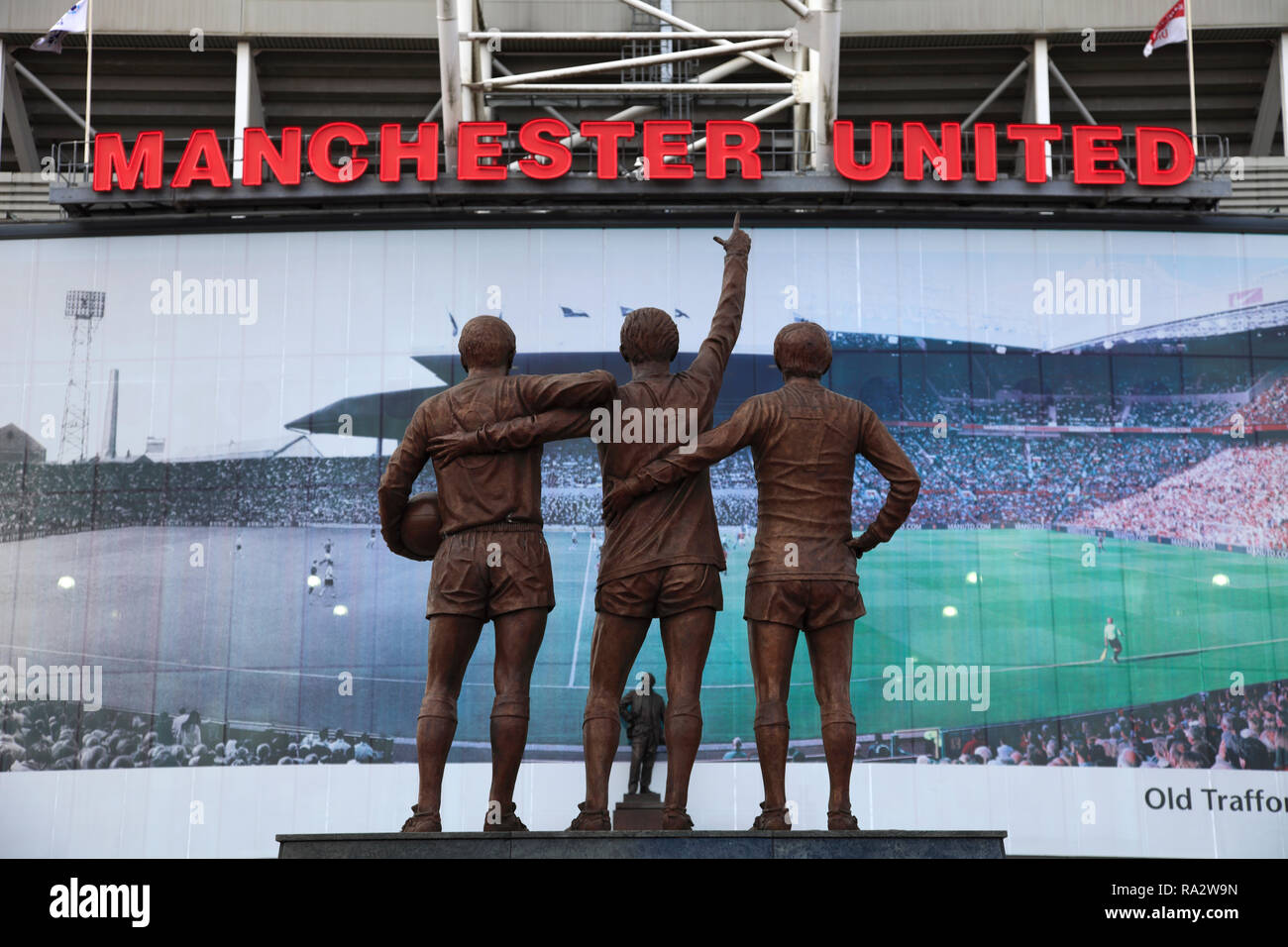 The United Trinity sculptor by Philip Jackson, Manchester United's 'Old ...