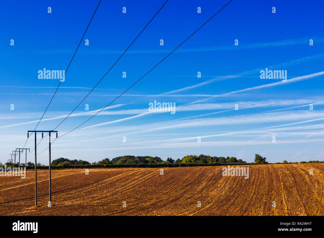 Distant field ploughed hi-res stock photography and images - Alamy