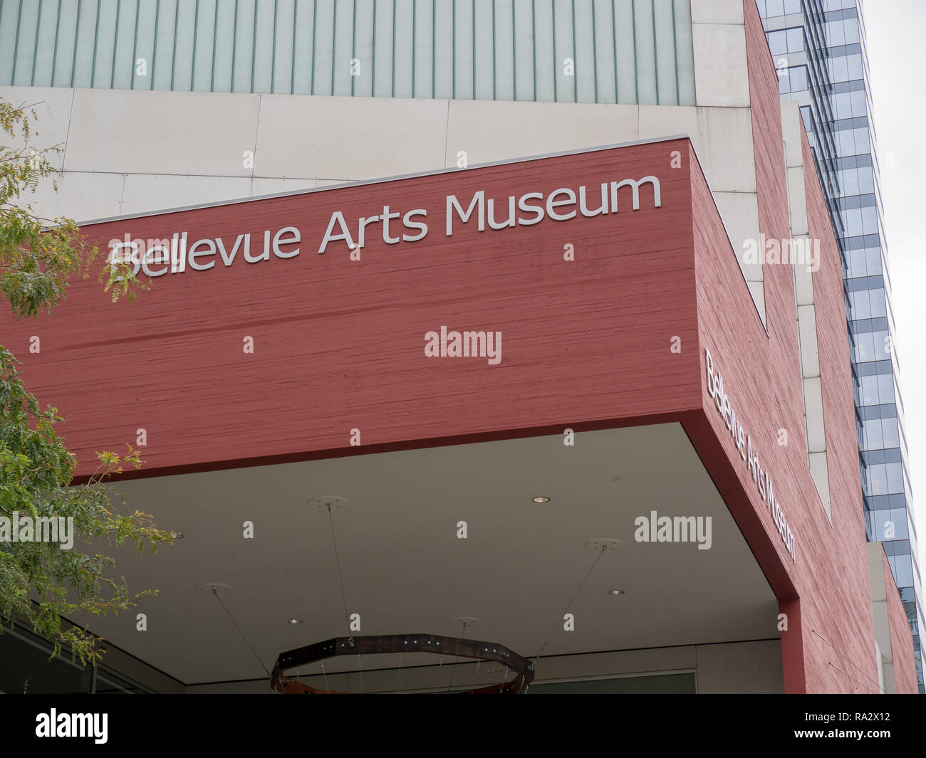 Bellevue Arts Museum sign above entrance Stock Photo - Alamy