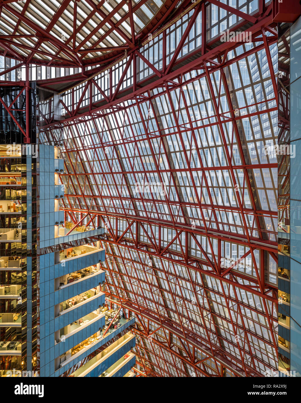 Interior atrium of the James R. Thompson Center - State of Illinois ...