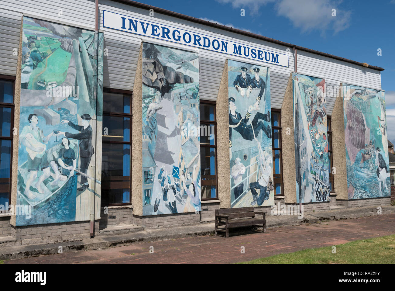 Mural wall painting on Invergordon Museum, Invergordon, Highland ...