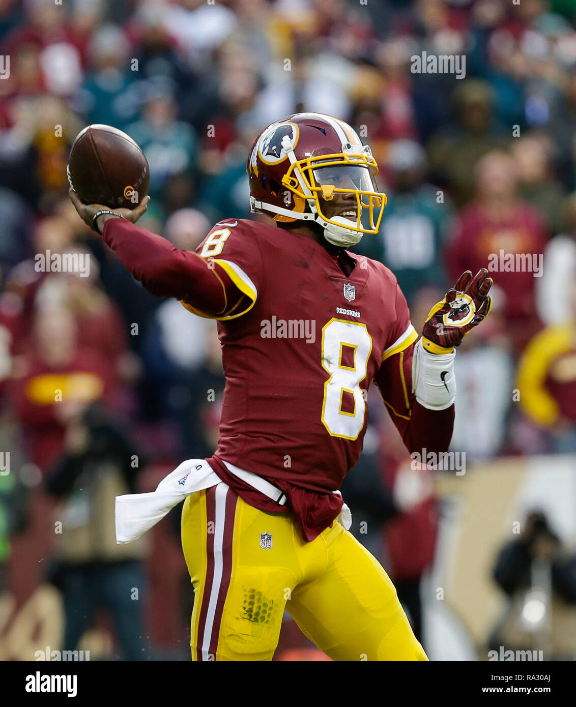 Landover, MD, USA. 30th Dec, 2018. Washington Redskins QB #8 Josh ...