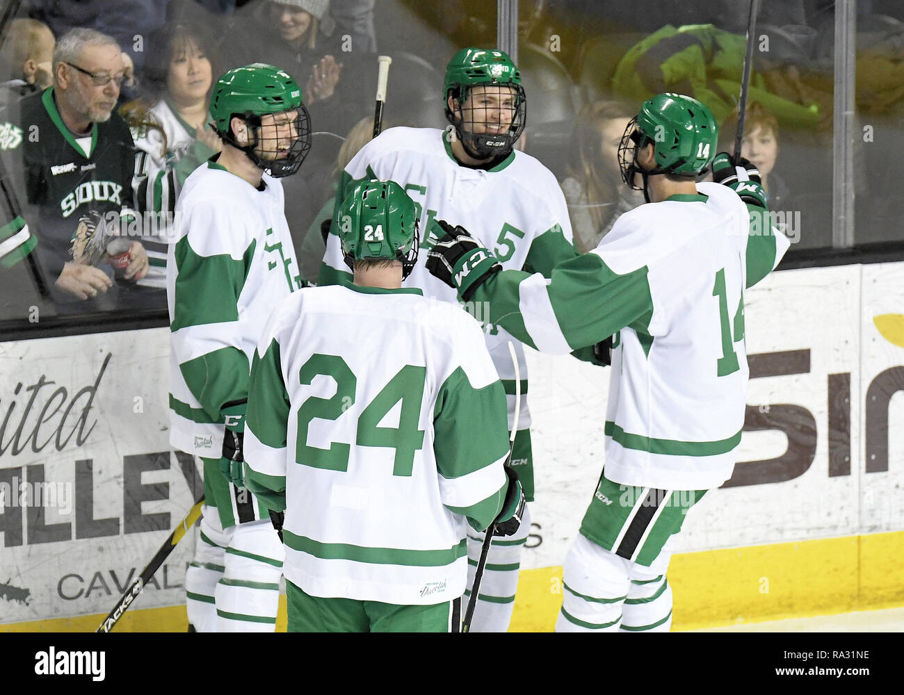 6288 2 hi-res stock photography and images - Alamy