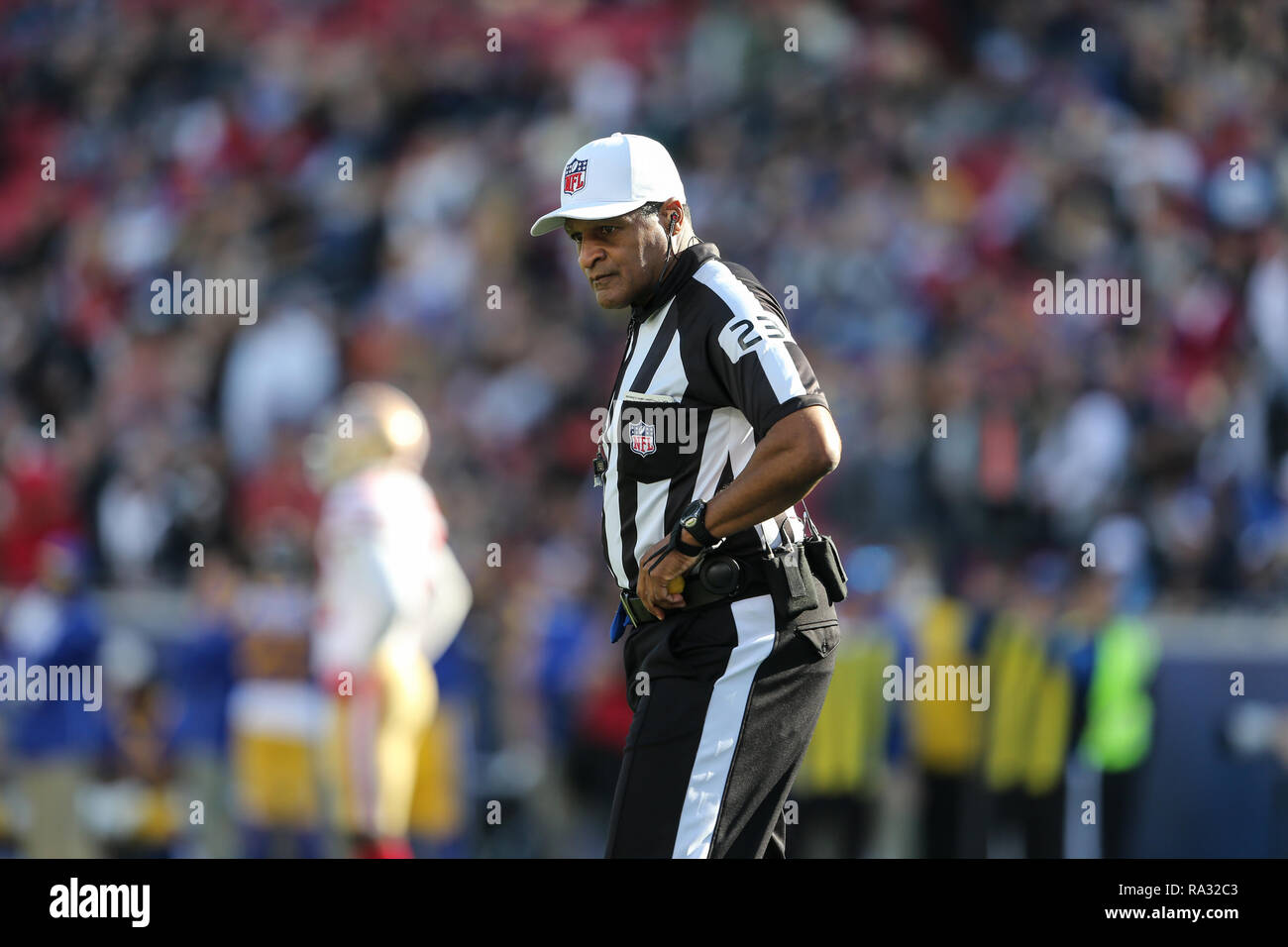 Los Angeles, CA, USA. 30th Dec, 2018. Referee Jerome Boger during the ...