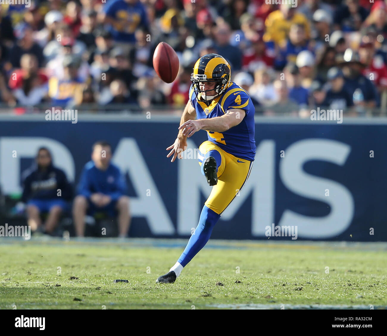 Los Angeles, CA, USA. 30th Dec, 2018. Los Angeles Rams kicker Greg ...