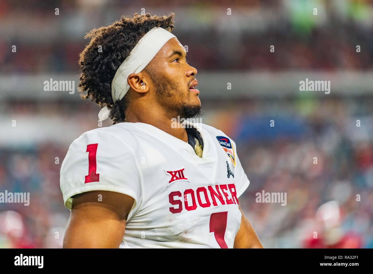 Quarterback kyler murray hi-res stock photography and images - Alamy