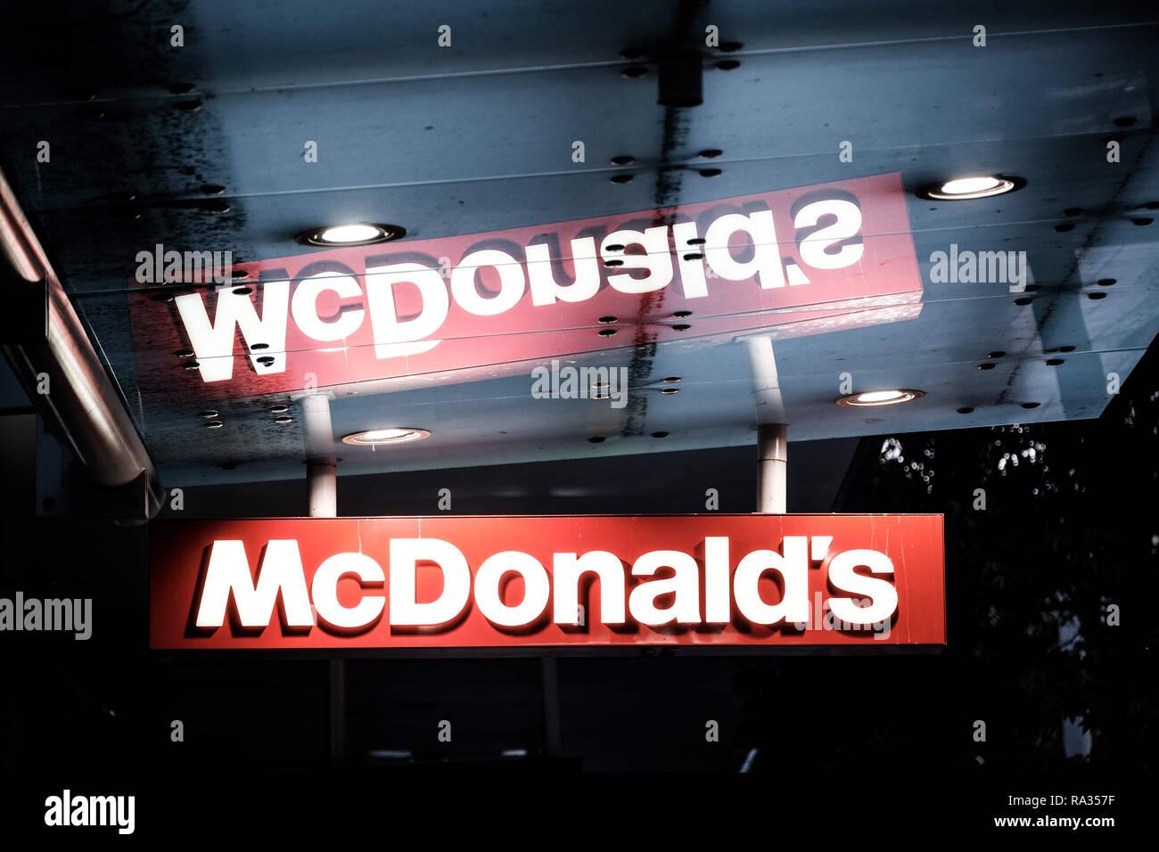 Mcdonalds new zealand hi-res stock photography and images - Alamy
