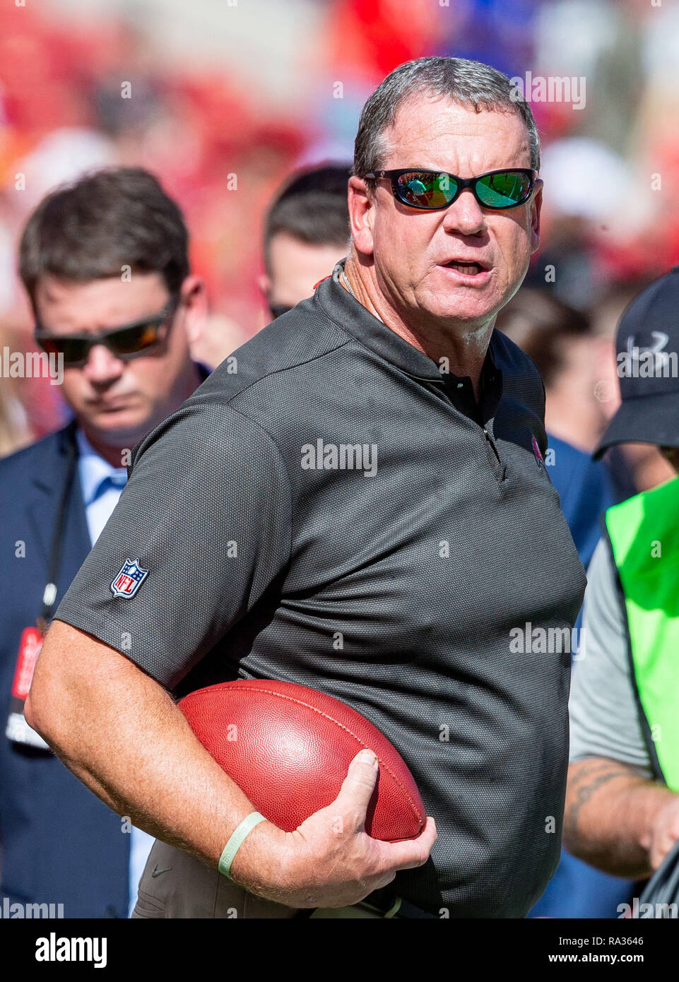 Tampa, Florida, USA. 30th Dec, 2018. Tampa Bay Buccaneers defensive ...