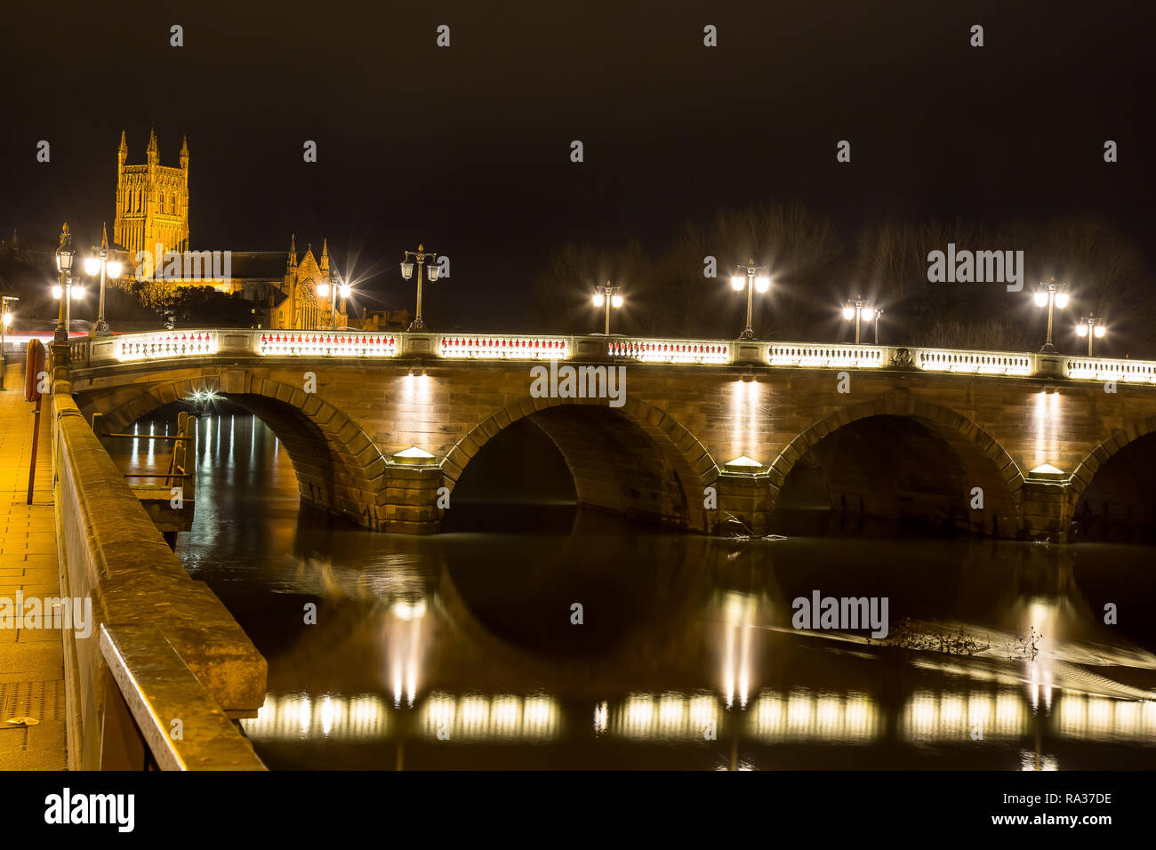 Beautifully lit up bridge hi-res stock photography and images - Alamy