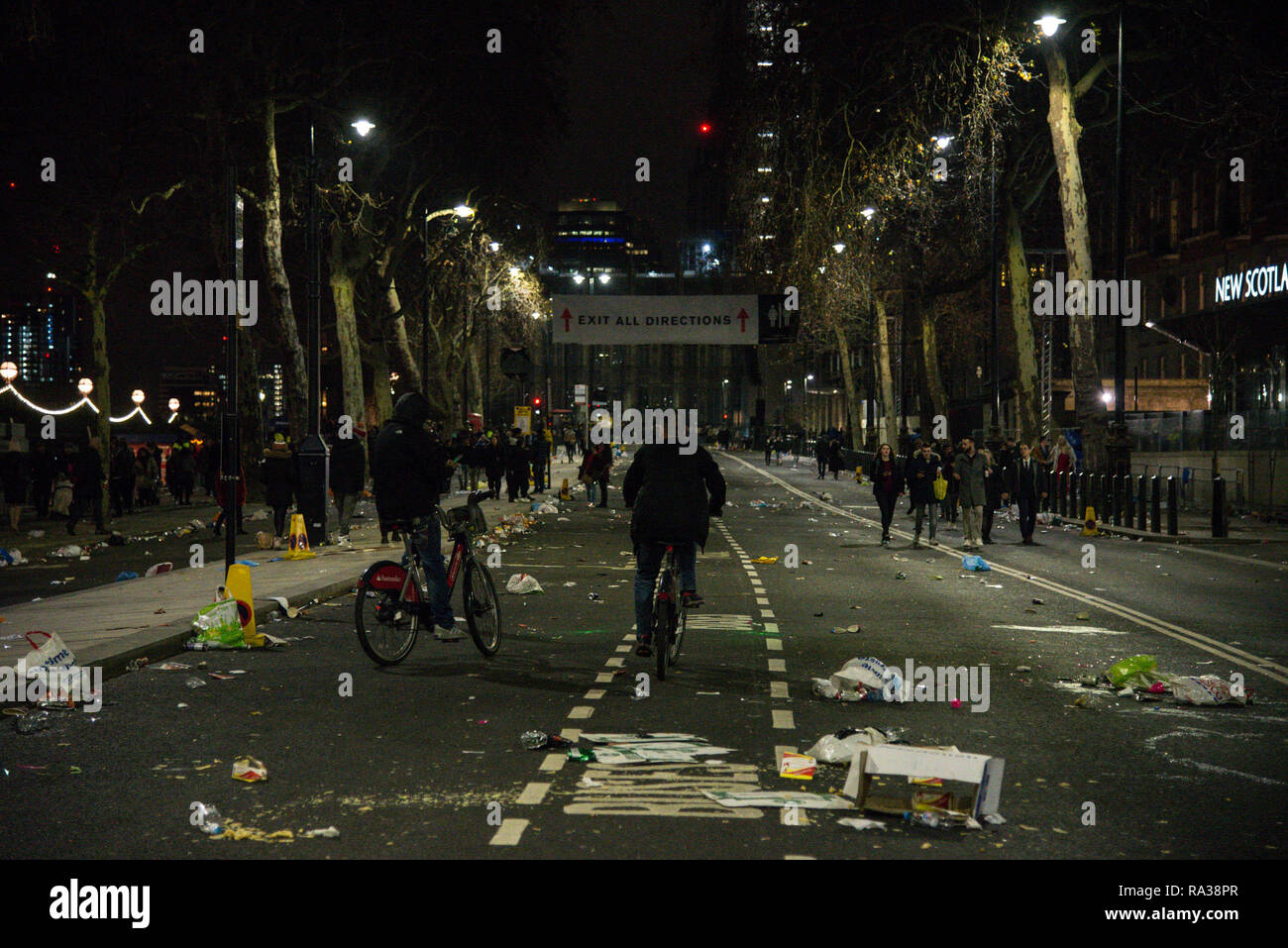 100 victoria embankment hi-res stock photography and images - Alamy