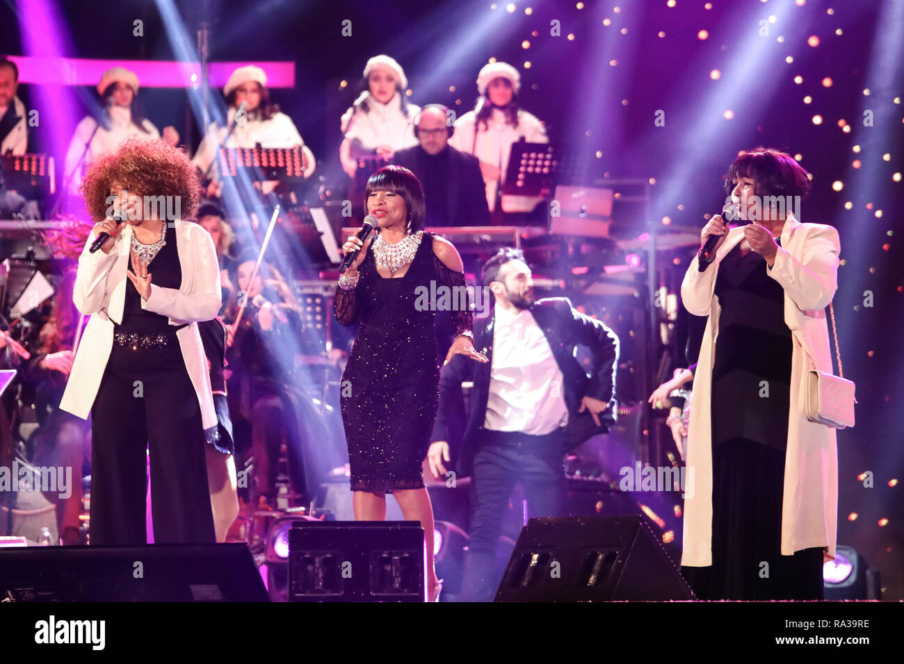 Formerly of chic _3_ jpg hi-res stock photography and images - Alamy