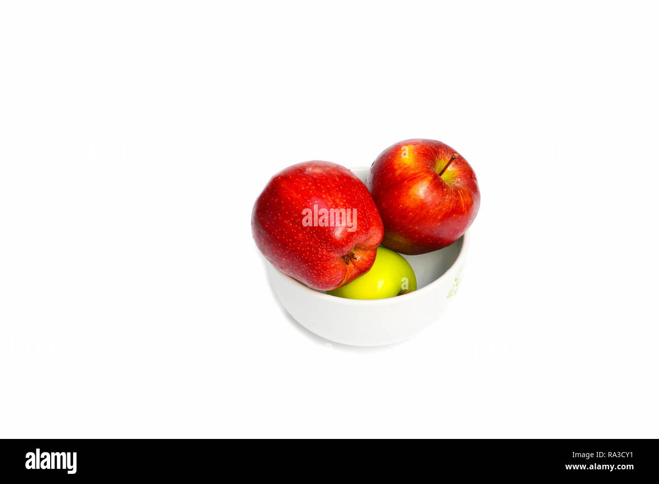 apple red with green in bowl and water drip on white background Stock ...