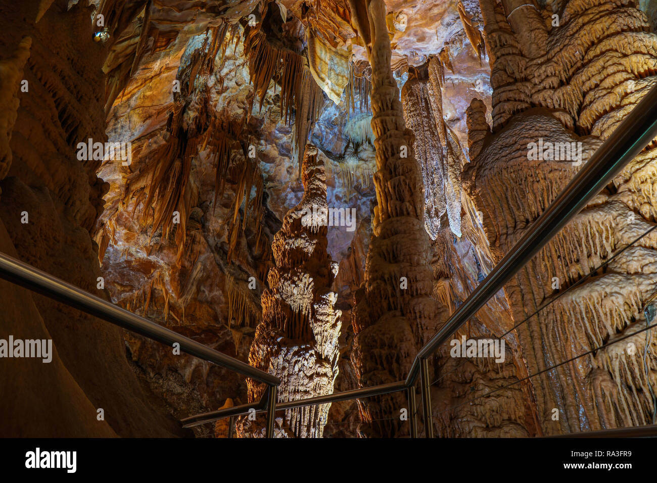 Jenolan caves - Orient Cave Stock Photo - Alamy